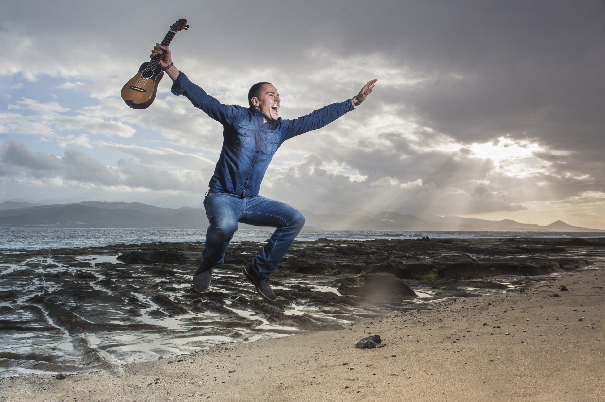 Ever Been to a Timple Concert? Germán López Wants to Change That - WCP