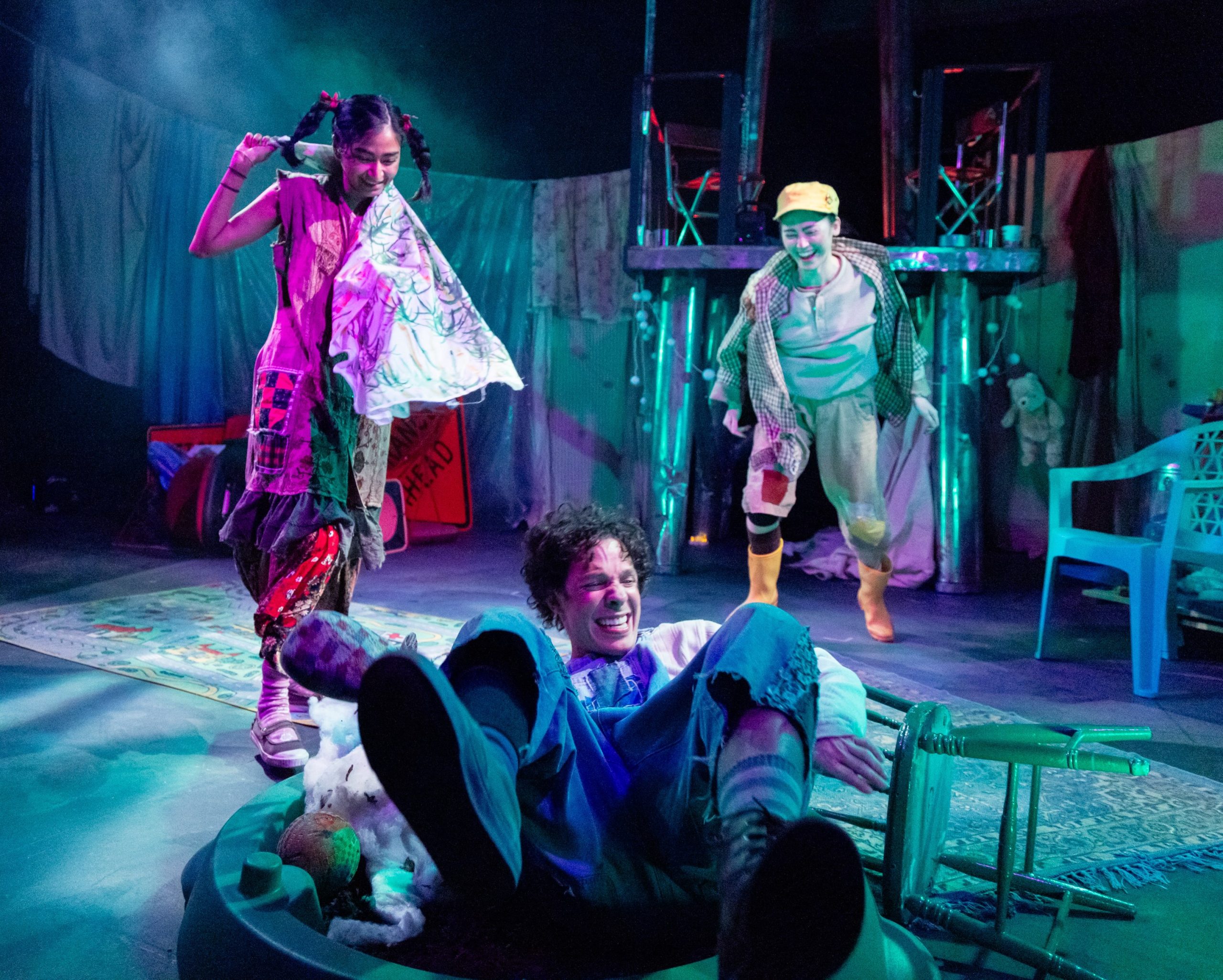 Spooky Action’s Frontiéres sans Frontiéres Is Satirical, Surreal, and ...