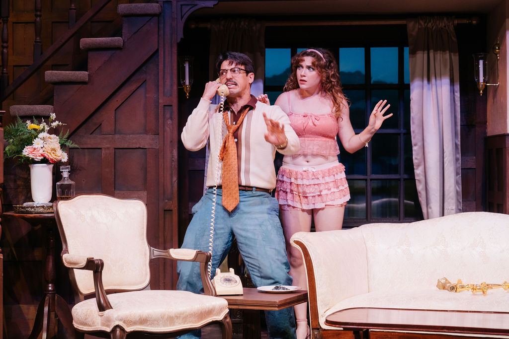 Jokes Run Amok in the Delightfully Meta Comedy Noises Off - WCP